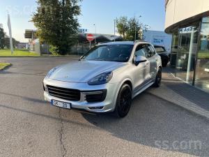 Porsche Cayenne 2016 in Riga, with an engine capacity of 3.60 L and mileage of 105 thousand km for 32500 €, photo 5 on AUTOMOTO.COM.LV