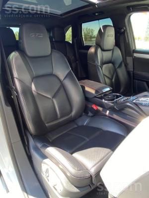 Porsche Cayenne 2016 in Riga, with an engine capacity of 3.60 L and mileage of 105 thousand km for 32500 €, photo 11 on AUTOMOTO.COM.LV