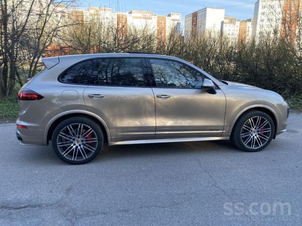Porsche Cayenne 2016 in Riga, with an engine capacity of 3.60 L and mileage of 115 thousand km for 35800 €, photo 3 on AUTOMOTO.COM.LV