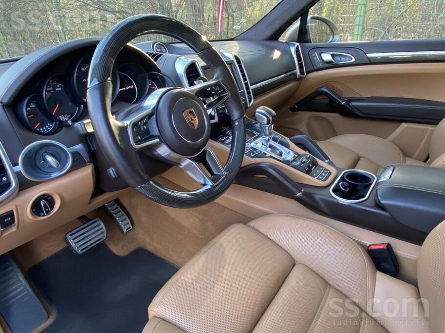 Porsche Cayenne 2016 Rīga, ar dzinēja tilpumu 3.60 L un nobraukumu 115 tūkst. km par 35800 €, foto 8 vietnē AUTOMOTO.COM.LV