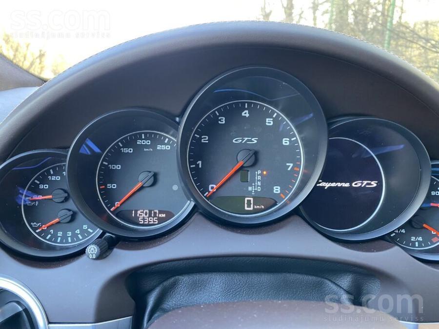 Porsche Cayenne 2016 Rīga, ar dzinēja tilpumu 3.60 L un nobraukumu 115 tūkst. km par 35800 €, foto 14 vietnē AUTOMOTO.COM.LV