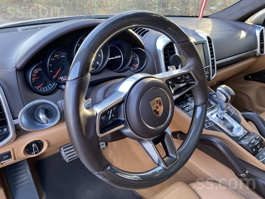 Porsche Cayenne 2016 Rīga, ar dzinēja tilpumu 3.60 L un nobraukumu 115 tūkst. km par 35800 €, foto 18 vietnē AUTOMOTO.COM.LV