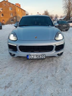 Porsche Cayenne 2016 Rīga, ar dzinēja tilpumu 3.00 L un nobraukumu 276 tūkst. km par 23999 €, foto 4 vietnē AUTOMOTO.COM.LV