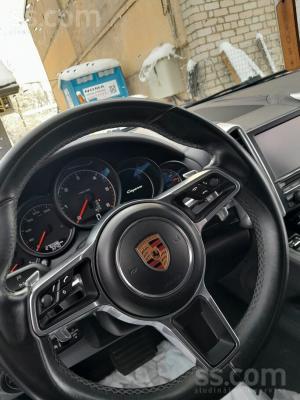 Porsche Cayenne 2016 Rīga, ar dzinēja tilpumu 3.00 L un nobraukumu 276 tūkst. km par 23999 €, foto 7 vietnē AUTOMOTO.COM.LV