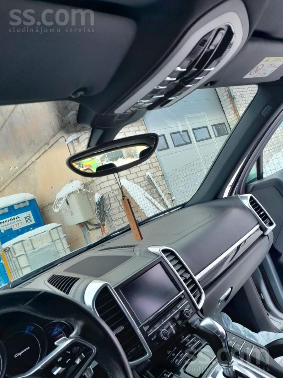 Porsche Cayenne 2016 Rīga, ar dzinēja tilpumu 3.00 L un nobraukumu 276 tūkst. km par 23999 €, foto 8 vietnē AUTOMOTO.COM.LV