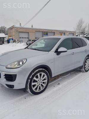 Porsche Cayenne 2016 Rīga, ar dzinēja tilpumu 3.00 L un nobraukumu 276 tūkst. km par 23999 €, foto 13 vietnē AUTOMOTO.COM.LV