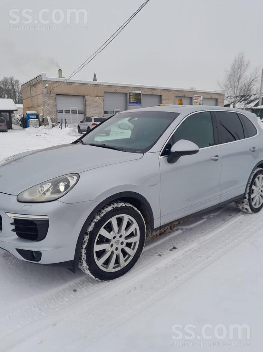 Porsche Cayenne 2016 Rīga, ar dzinēja tilpumu 3.00 L un nobraukumu 276 tūkst. km par 23999 €, foto 13 vietnē AUTOMOTO.COM.LV