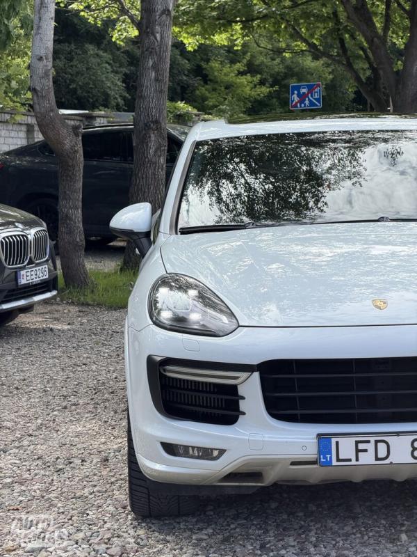 Porsche Cayenne 2016 Viļņa, ar dzinēja tilpumu 3.60 L un nobraukumu 202 tūkst. km par 24000 €, foto 7 vietnē AUTOMOTO.COM.LV