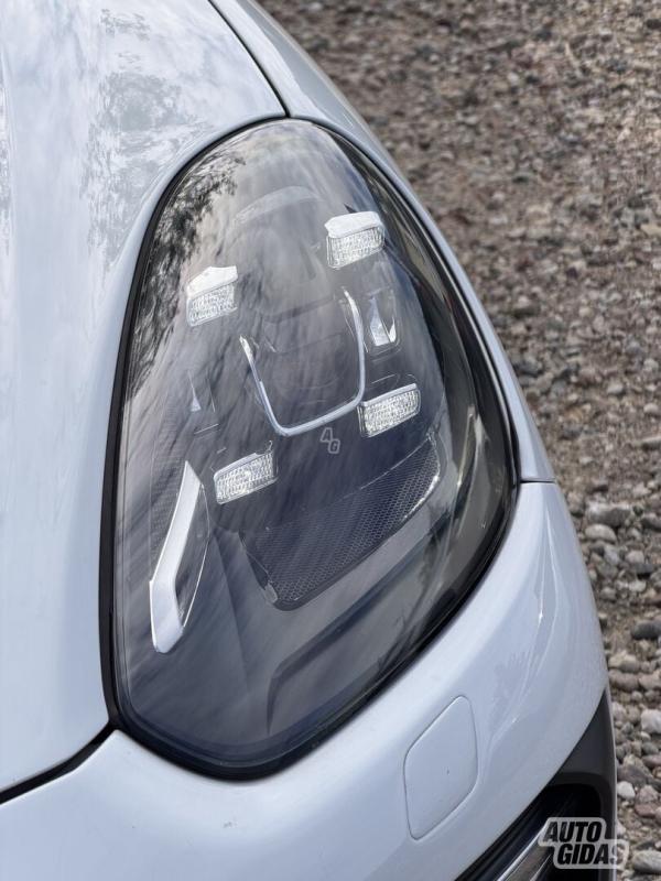 Porsche Cayenne 2016 Viļņa, ar dzinēja tilpumu 3.60 L un nobraukumu 202 tūkst. km par 24000 €, foto 8 vietnē AUTOMOTO.COM.LV