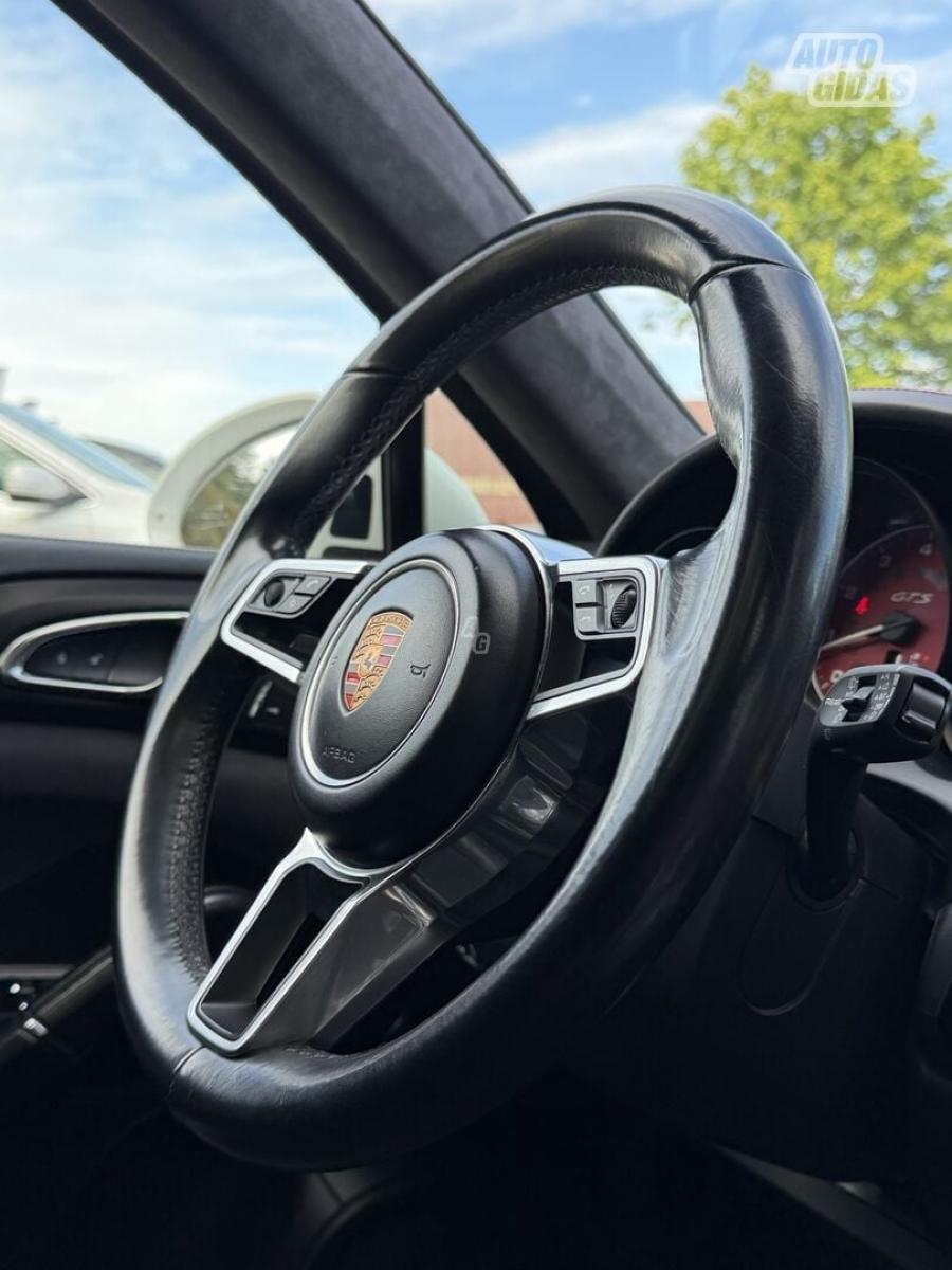 Porsche Cayenne 2016 Viļņa, ar dzinēja tilpumu 3.60 L un nobraukumu 202 tūkst. km par 24000 €, foto 12 vietnē AUTOMOTO.COM.LV