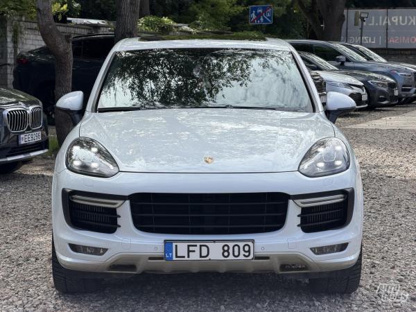 Porsche Cayenne 2016 Viļņa, ar dzinēja tilpumu 3.60 L un nobraukumu 202 tūkst. km par 24000 €, foto 6 vietnē AUTOMOTO.COM.LV
