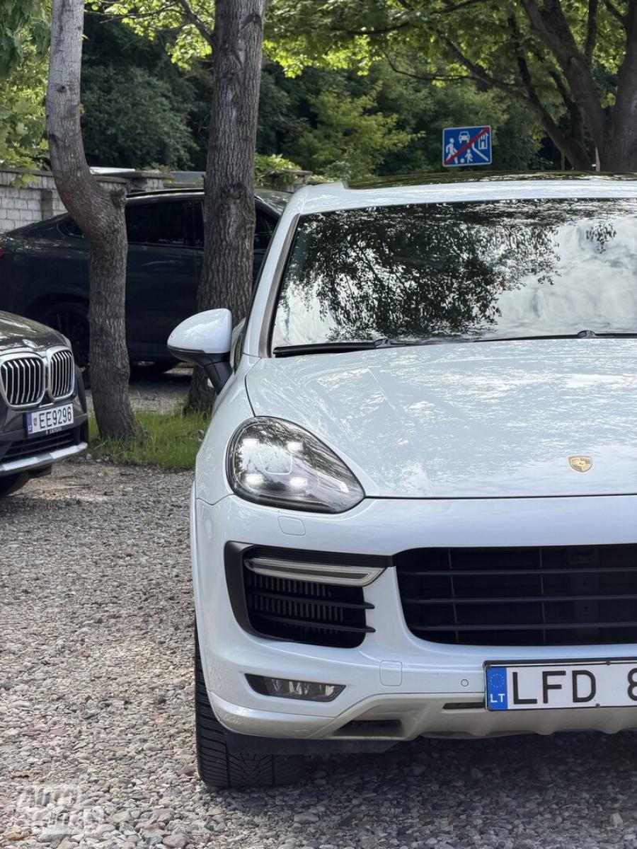 Porsche Cayenne 2016 Viļņa, ar dzinēja tilpumu 3.60 L un nobraukumu 202 tūkst. km par 24000 €, foto 8 vietnē AUTOMOTO.COM.LV