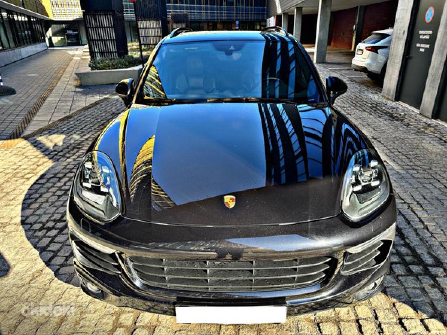 Porsche Cayenne 2016 Tallina, ar dzinēja tilpumu 3.00 L un nobraukumu 210 tūkst. km par 31000 €, foto 5 vietnē AUTOMOTO.COM.LV