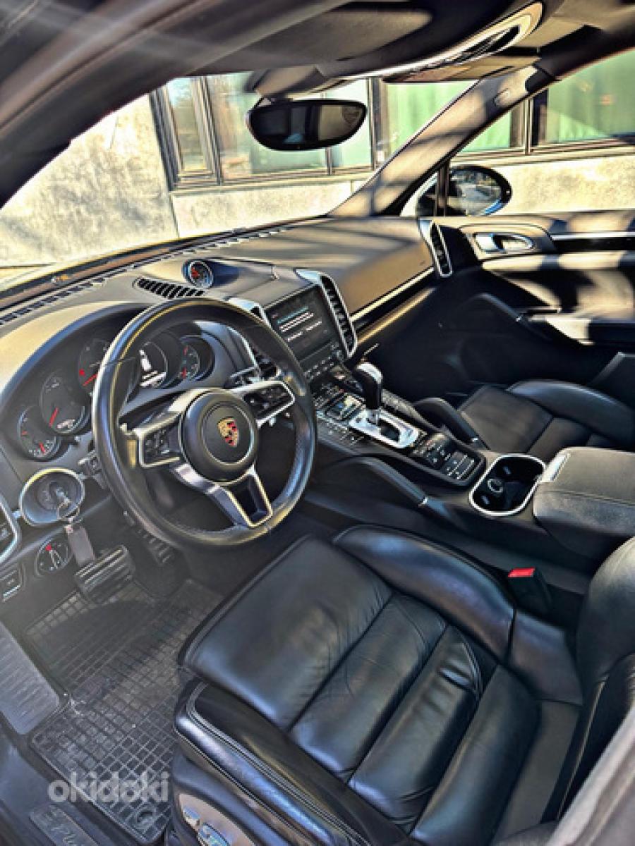 Porsche Cayenne 2016 Tallina, ar dzinēja tilpumu 3.00 L un nobraukumu 210 tūkst. km par 31000 €, foto 8 vietnē AUTOMOTO.COM.LV