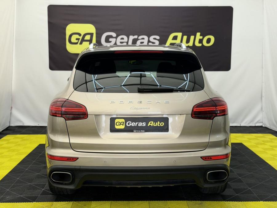 Porsche Cayenne 2016 in Vilnius, with an engine capacity of 0.00 L and mileage of 0 thousand km for 21000 €, photo 6 on AUTOMOTO.COM.LV