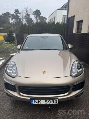 Porsche Cayenne 2016 Rīga, ar dzinēja tilpumu 3.60 L un nobraukumu 29 tūkst. km par 45000 €, foto 3 vietnē AUTOMOTO.COM.LV