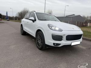 Porsche Cayenne 2017 Klaipėda, ar dzinēja tilpumu 3.60 L un nobraukumu 144 tūkst. km par 18500 €, foto 4 vietnē AUTOMOTO.COM.LV