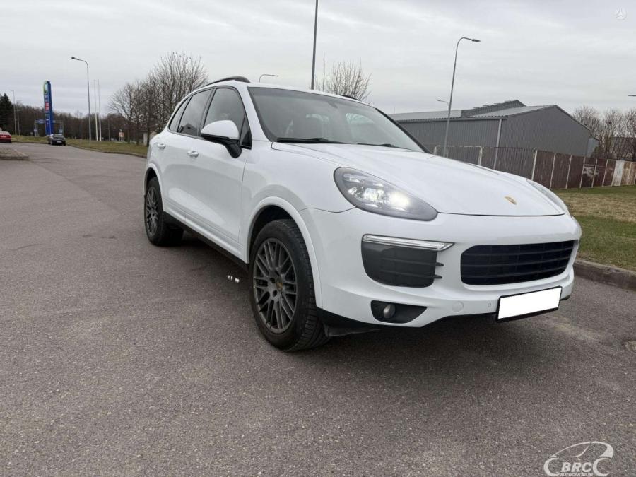 Porsche Cayenne 2017 Klaipėda, ar dzinēja tilpumu 3.60 L un nobraukumu 144 tūkst. km par 18500 €, foto 4 vietnē AUTOMOTO.COM.LV