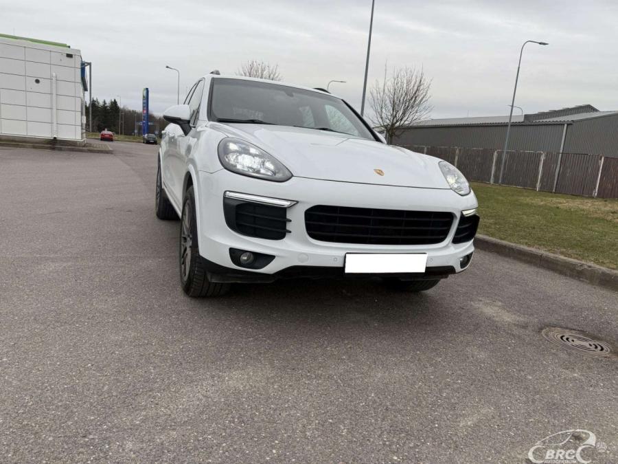 Porsche Cayenne 2017 Klaipėda, ar dzinēja tilpumu 3.60 L un nobraukumu 144 tūkst. km par 18500 €, foto 5 vietnē AUTOMOTO.COM.LV