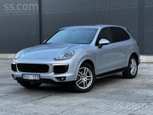 Porsche Cayenne 2017 in Riga, with an engine capacity of 3.00 L and mileage of 139 thousand km for 29800 €, photo 6 on AUTOMOTO.COM.LV