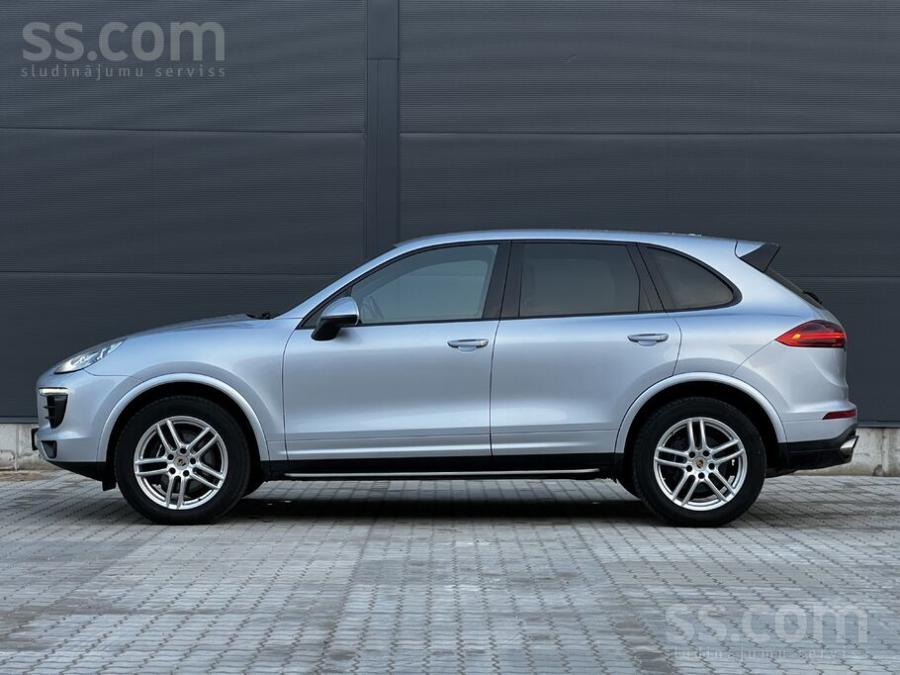 Porsche Cayenne 2017 in Riga, with an engine capacity of 3.00 L and mileage of 139 thousand km for 29800 €, photo 7 on AUTOMOTO.COM.LV