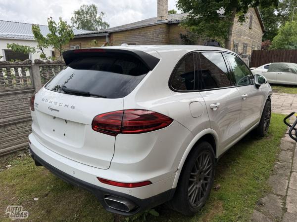 Porsche Cayenne 2017 Šauļi, ar dzinēja tilpumu 3.60 L un nobraukumu 130 tūkst. km par 15600 €, foto 7 vietnē AUTOMOTO.COM.LV