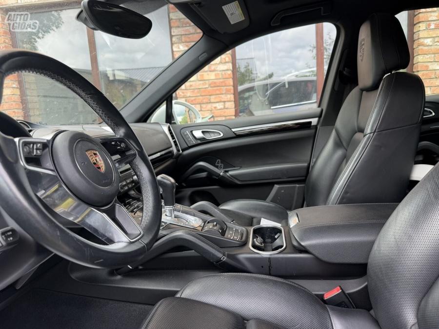 Porsche Cayenne 2017 Šauļi, ar dzinēja tilpumu 3.60 L un nobraukumu 130 tūkst. km par 15600 €, foto 11 vietnē AUTOMOTO.COM.LV