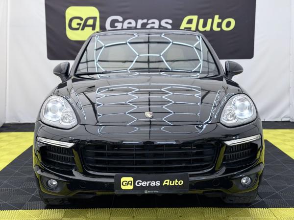 Porsche Cayenne 2017 Viļņa vietnē Porsche Cayenne 2017 Viļņa, ar dzinēja tilpumu 0.00 L un nobraukumu 0 tūkst. km par 21000 €, foto 3 vietnē AUTOMOTO.COM.LV