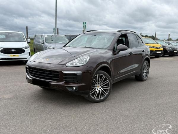 Porsche Cayenne 2017 Viļņa, ar dzinēja tilpumu 3.60 L un nobraukumu 95 tūkst. km par 23900 €, foto 1 vietnē AUTOMOTO.COM.LV