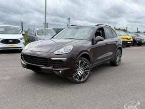 Porsche Cayenne 2017 Viļņa, ar dzinēja tilpumu 3.60 L un nobraukumu 95 tūkst. km par 23900 €, foto  vietnē AUTOMOTO.COM.LV