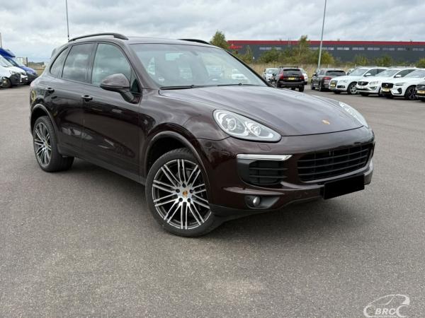 Porsche Cayenne 2017 Viļņa, ar dzinēja tilpumu 3.60 L un nobraukumu 95 tūkst. km par 23900 €, foto 3 vietnē AUTOMOTO.COM.LV