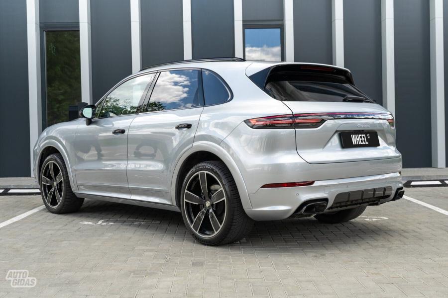 Porsche Cayenne 2019 in Vilnius, with an engine capacity of 3.00 L and mileage of 65 thousand km for 52990 €, photo 4 on AUTOMOTO.COM.LV
