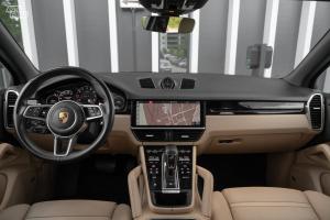 Porsche Cayenne 2019 in Vilnius, with an engine capacity of 3.00 L and mileage of 65 thousand km for 52990 €, photo 17 on AUTOMOTO.COM.LV