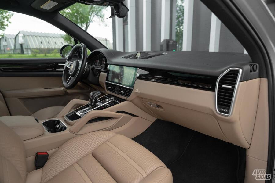 Porsche Cayenne 2019 in Vilnius, with an engine capacity of 3.00 L and mileage of 65 thousand km for 52990 €, photo 18 on AUTOMOTO.COM.LV
