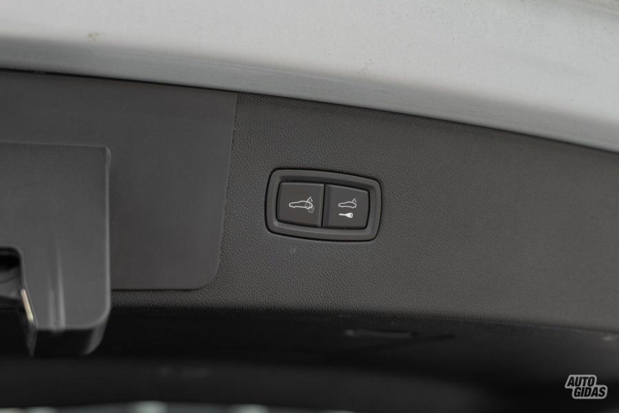 Porsche Cayenne 2019 in Vilnius, with an engine capacity of 3.00 L and mileage of 65 thousand km for 52990 €, photo 25 on AUTOMOTO.COM.LV