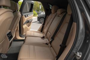 Porsche Cayenne 2019 Viļņa, ar dzinēja tilpumu 3.00 L un nobraukumu 165 tūkst. km par 39500 €, foto 19 vietnē AUTOMOTO.COM.LV