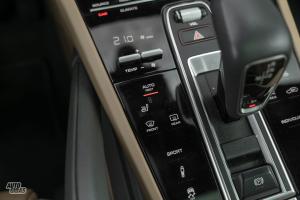 Porsche Cayenne 2019 Viļņa, ar dzinēja tilpumu 3.00 L un nobraukumu 165 tūkst. km par 39500 €, foto 23 vietnē AUTOMOTO.COM.LV
