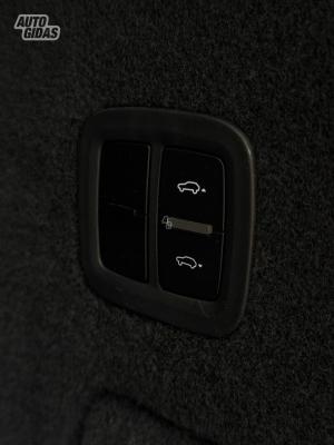 Porsche Cayenne 2019 Viļņa, ar dzinēja tilpumu 3.00 L un nobraukumu 108 tūkst. km par 49000 €, foto 32 vietnē AUTOMOTO.COM.LV