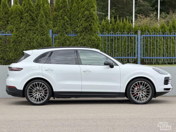 Porsche Cayenne 2019 in Vilnius, with an engine capacity of 3.00 L and mileage of 108 thousand km for 49000 €, photo 6 on AUTOMOTO.COM.LV