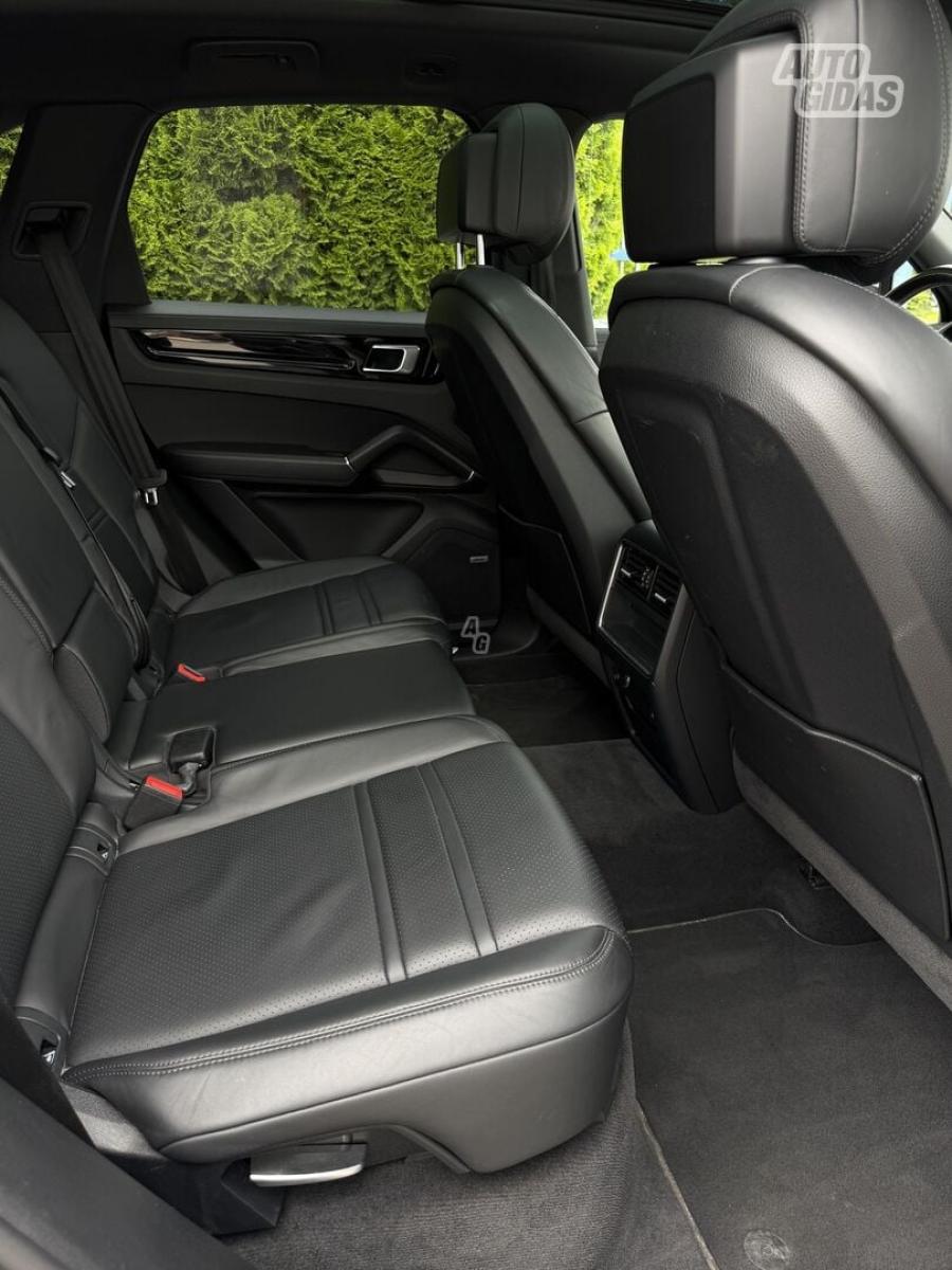 Porsche Cayenne 2019 Viļņa, ar dzinēja tilpumu 3.00 L un nobraukumu 108 tūkst. km par 49000 €, foto 27 vietnē AUTOMOTO.COM.LV