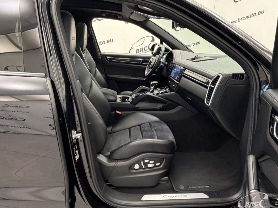 Porsche Cayenne 2019 Viļņa, ar dzinēja tilpumu 3.00 L un nobraukumu 178 tūkst. km par 52500 €, foto 5 vietnē AUTOMOTO.COM.LV