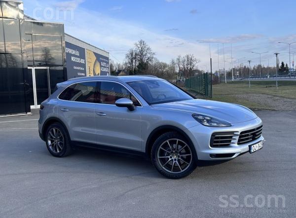 Porsche Cayenne 2020 in Riga, with an engine capacity of 3.00 L and mileage of 115 thousand km for 44000 €, photo 3 on AUTOMOTO.COM.LV