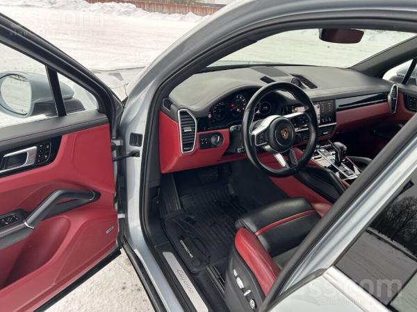 Porsche Cayenne 2020 in Riga, with an engine capacity of 3.00 L and mileage of 115 thousand km for 44000 €, photo 6 on AUTOMOTO.COM.LV
