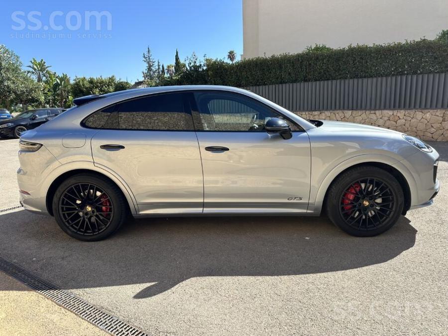 Porsche Cayenne 2022 Rīga, ar dzinēja tilpumu 4.00 L un nobraukumu 65 tūkst. km par 94000 €, foto 5 vietnē AUTOMOTO.COM.LV