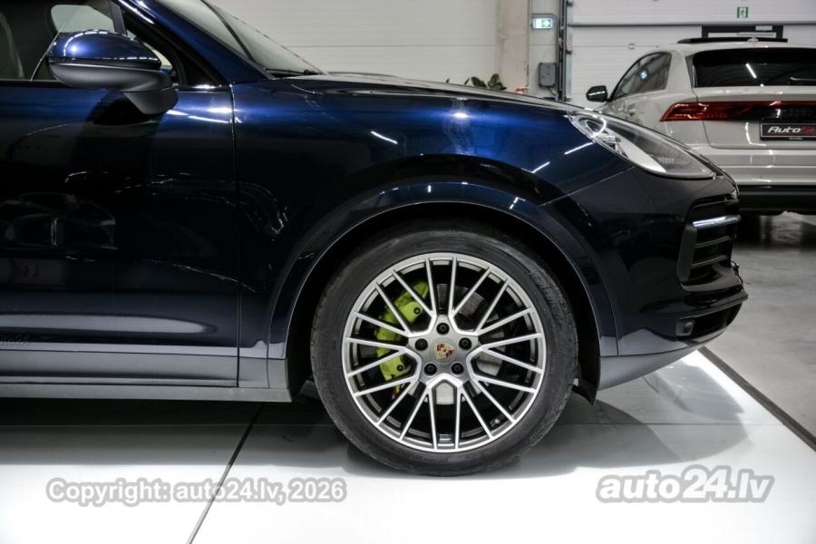 Porsche Cayenne 2022 Tallina, ar dzinēja tilpumu 3.00 L un nobraukumu 46 tūkst. km par 72000 €, foto 5 vietnē AUTOMOTO.COM.LV