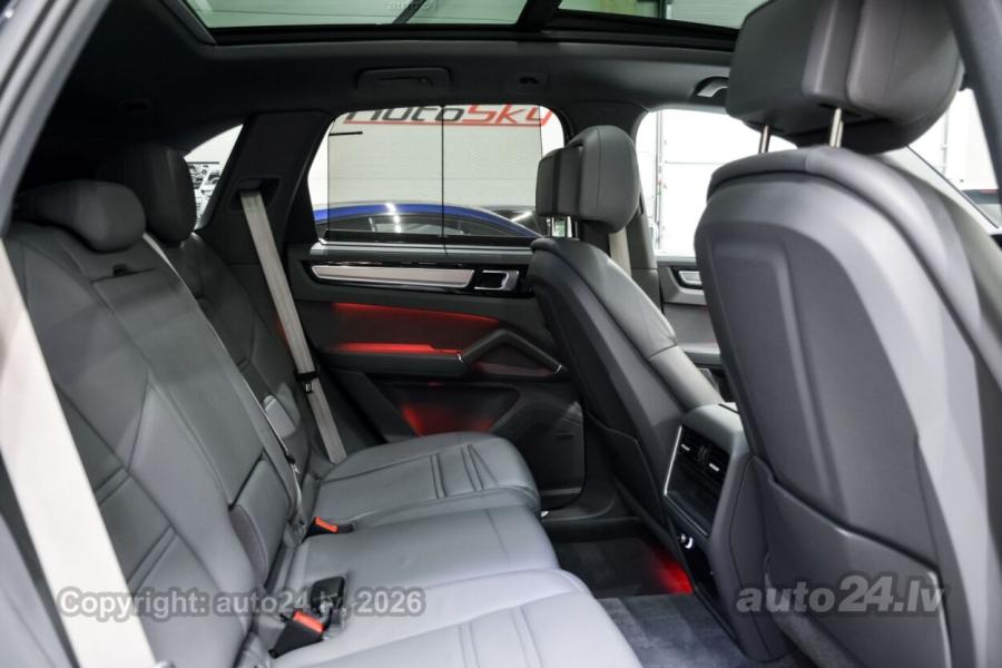 Porsche Cayenne 2022 Tallina, ar dzinēja tilpumu 3.00 L un nobraukumu 46 tūkst. km par 72000 €, foto 14 vietnē AUTOMOTO.COM.LV