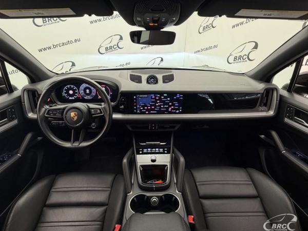 Porsche Cayenne 2023 in Vilnius, with an engine capacity of 3.00 L and mileage of 24 thousand km for 79900 €, photo 3 on AUTOMOTO.COM.LV