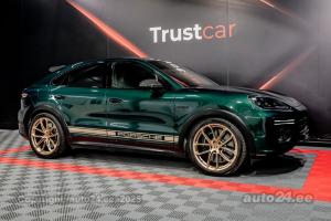 Green Porsche Cayenne 2024 in Parnu, with an engine capacity of 4.00 L and mileage of 38 thousand km for 197000 €, photo 7 on AUTOMOTO.COM.LV