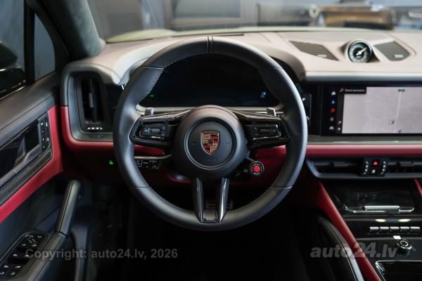 Zaļš Porsche Cayenne 2024 Tallina, ar dzinēja tilpumu 4.00 L un nobraukumu 28 tūkst. km par 189000 €, foto 9 vietnē AUTOMOTO.COM.LV