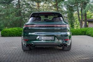 Green Porsche Cayenne 2025 in Kaunas, with an engine capacity of 4.00 L and mileage of 11 thousand km for 122000 €, photo 5 on AUTOMOTO.COM.LV